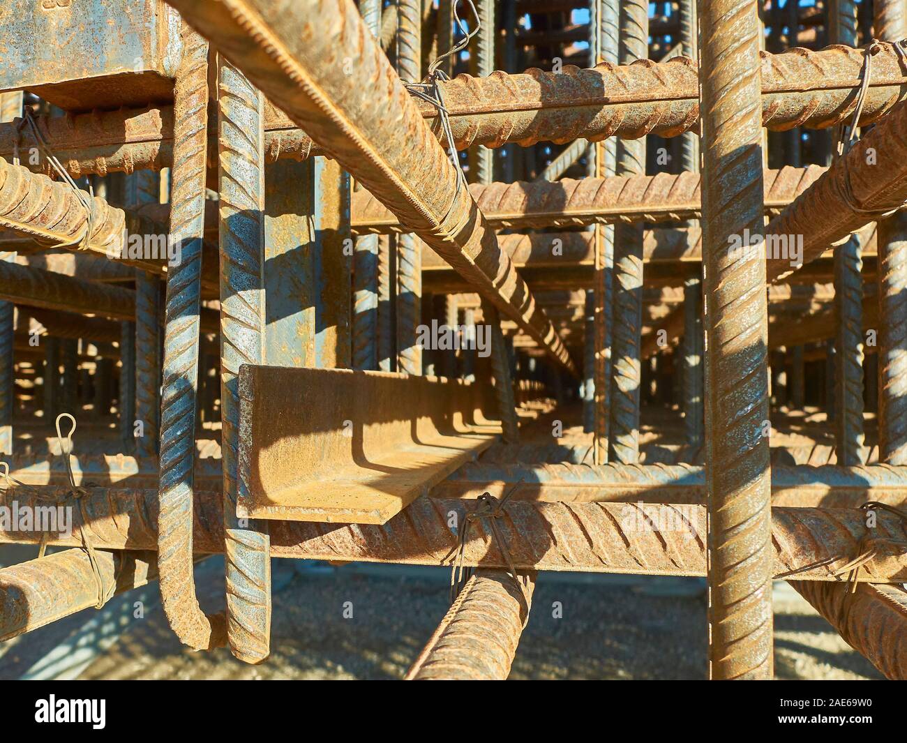 Steel grid of spatial reinforcement metal frame Stock Photo - Alamy