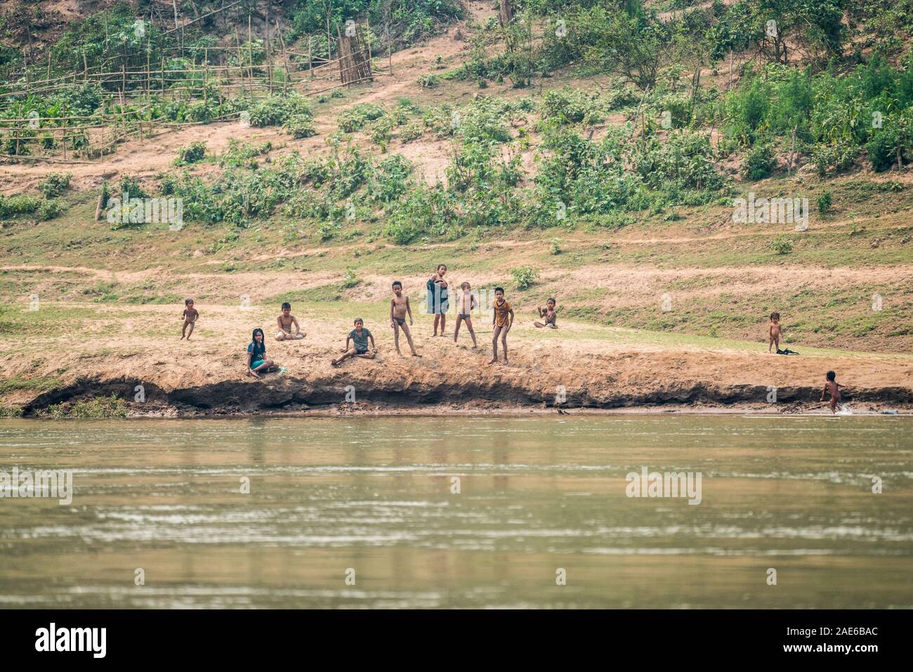 Group of local kids lao hi-res stock photography and images - Alamy
