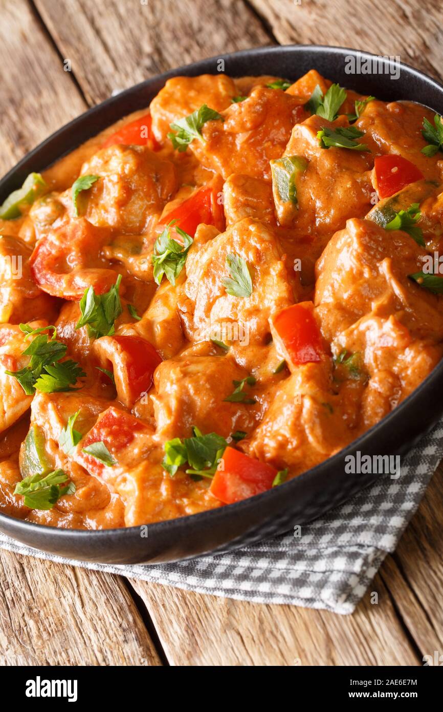 African chicken stew hi-res stock photography and images - Alamy
