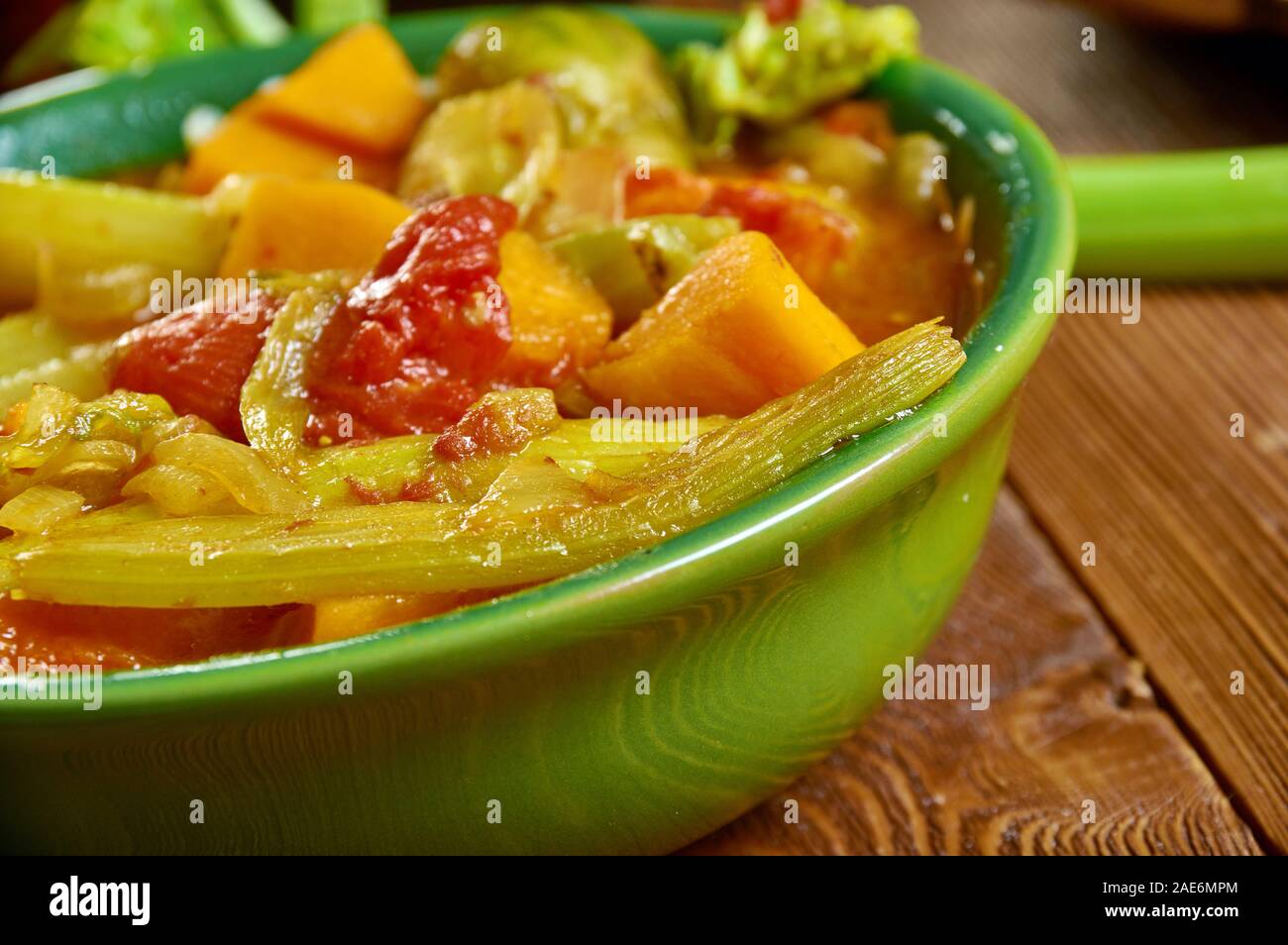 Daraba, dish prepared with okra, tomatoes, sweet potatoes, greens ...