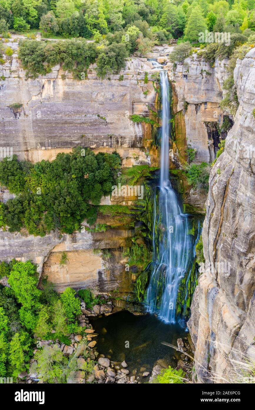Salt de sallent waterfall hi-res stock photography and images - Alamy