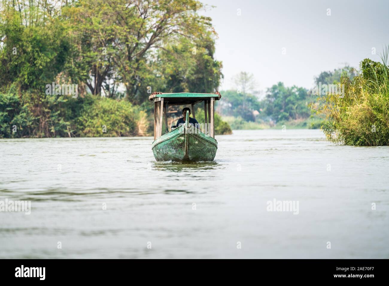 Transport by boat on the Mekong river, Don Det Island, Laos, Asia Stock ...