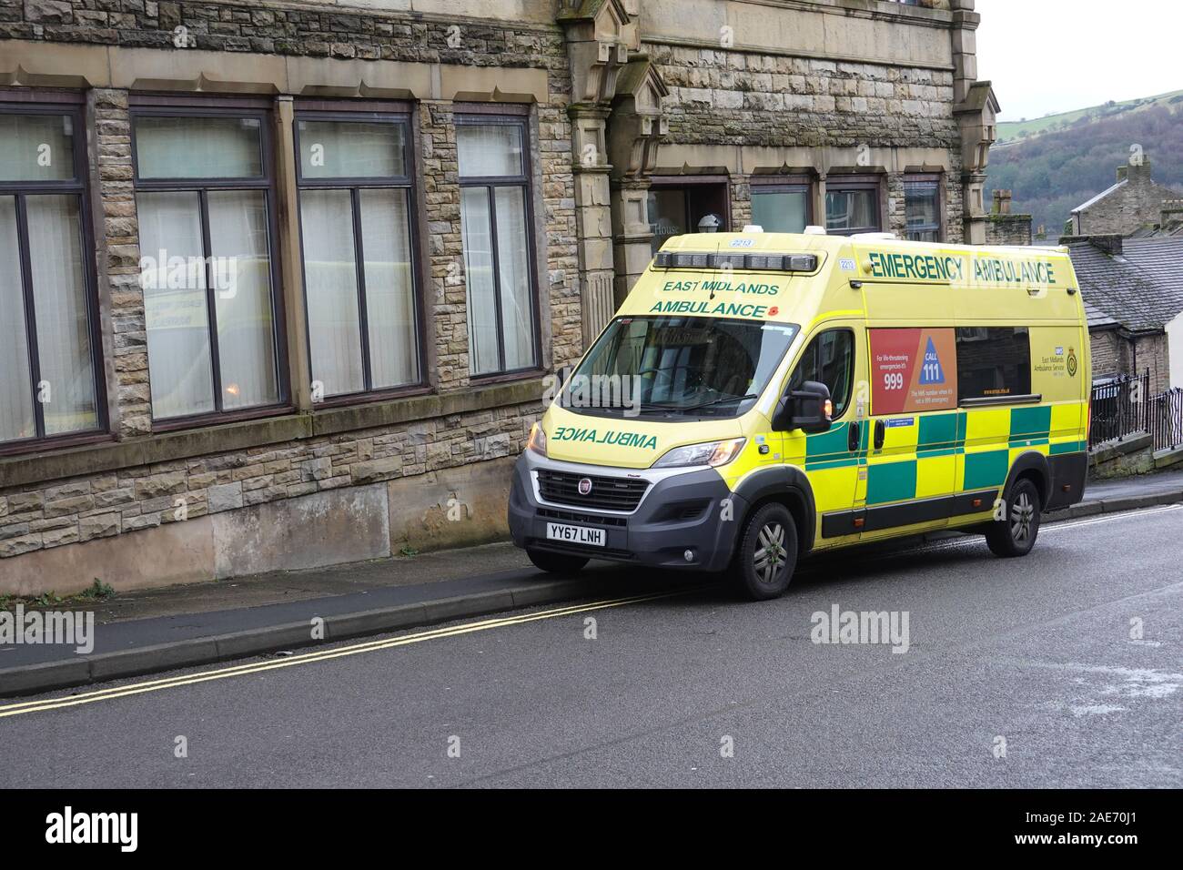 Ambulance outside house hi-res stock photography and images - Alamy