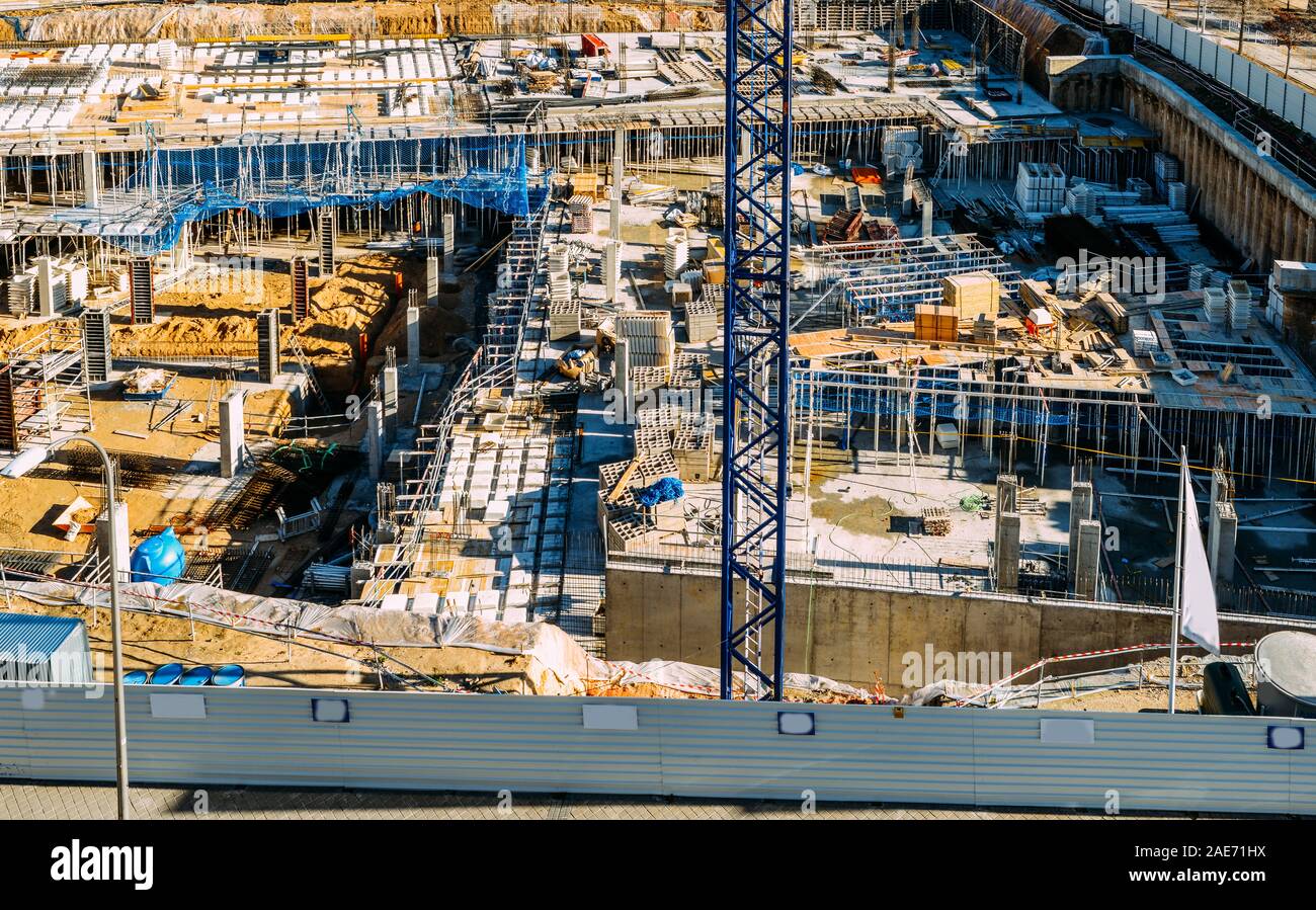 Empty construction hi-res stock photography and images - Alamy