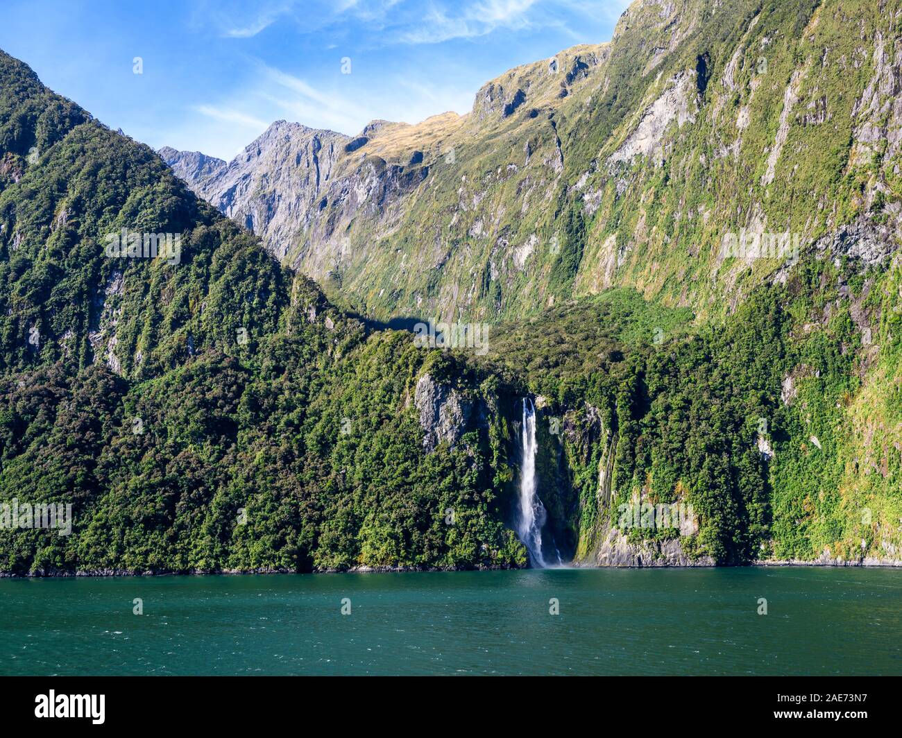 Stirling Falls, amid spectacular fiord scenery in Milford Sound ...