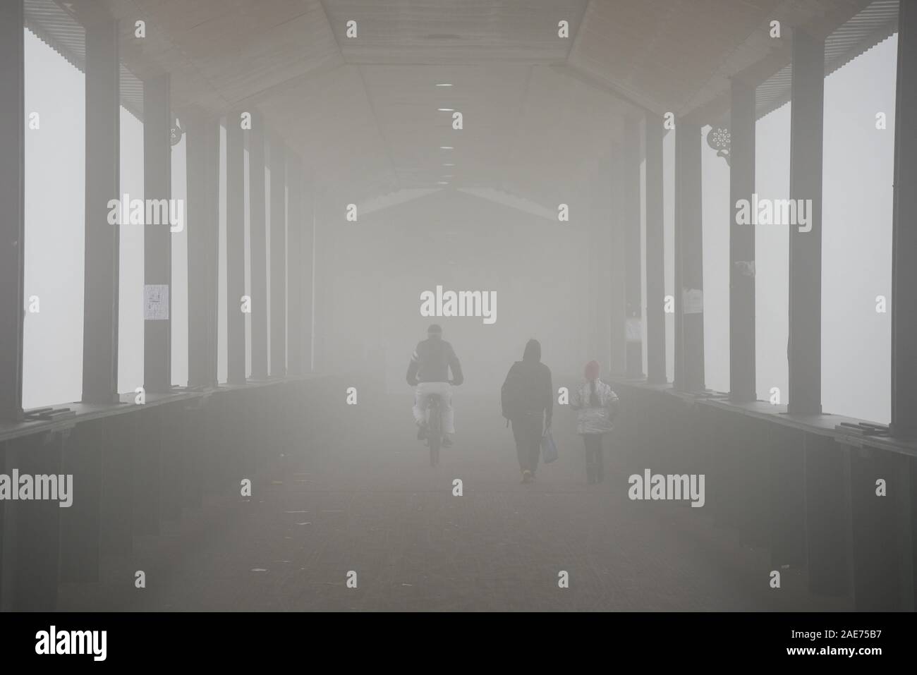 Zero bridge srinagar hi-res stock photography and images - Alamy