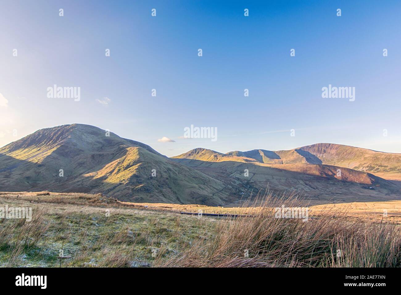 Snowdonia hiking snowden hi-res stock photography and images - Alamy