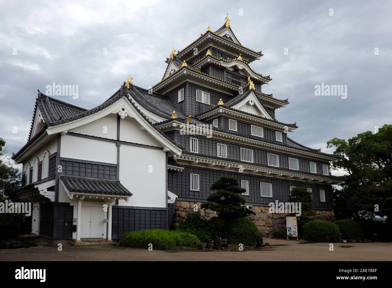 Ikeda castle hi-res stock photography and images - Alamy