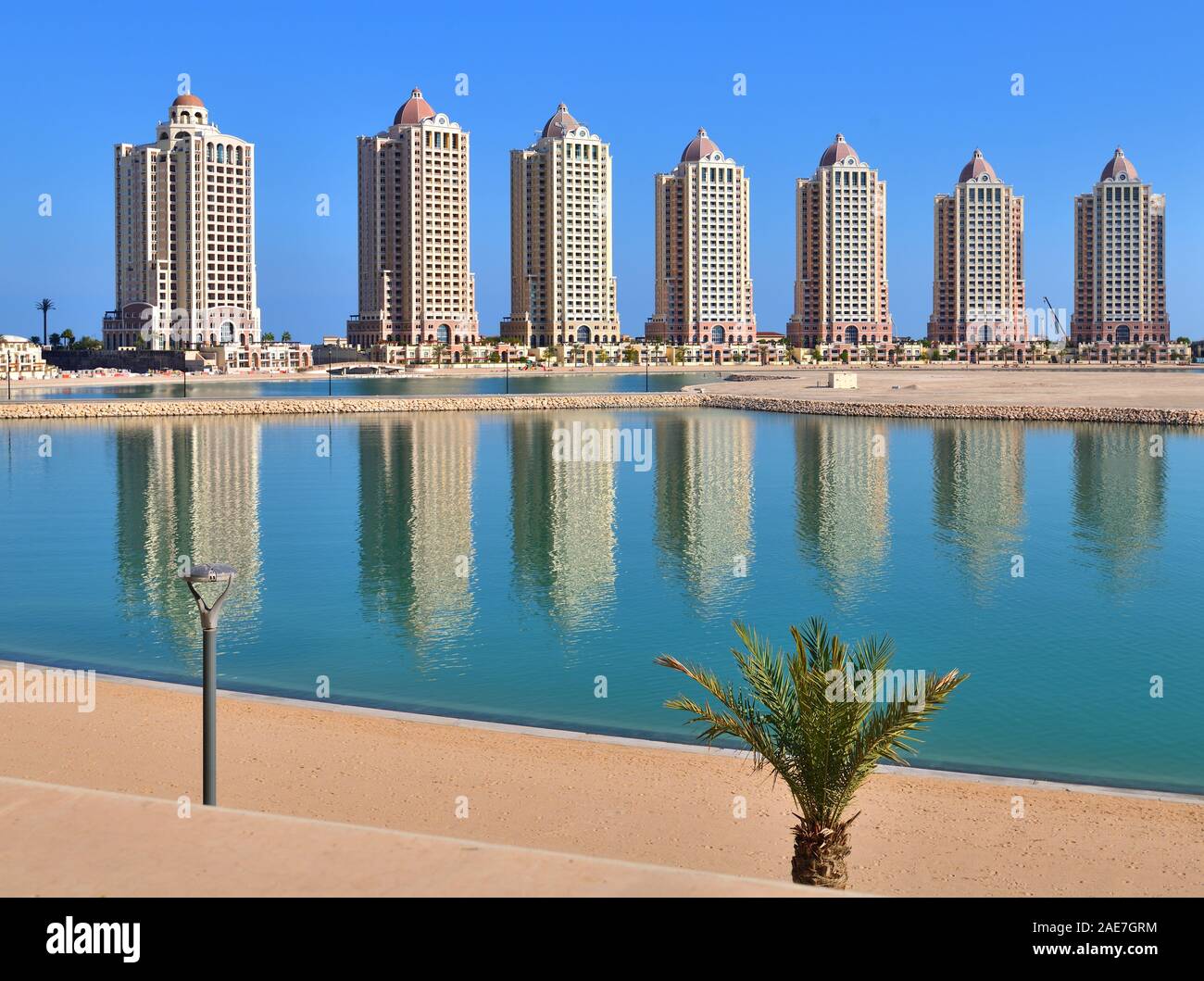 Viva Bahrya - administrative district with elite housing area on Pearl ...