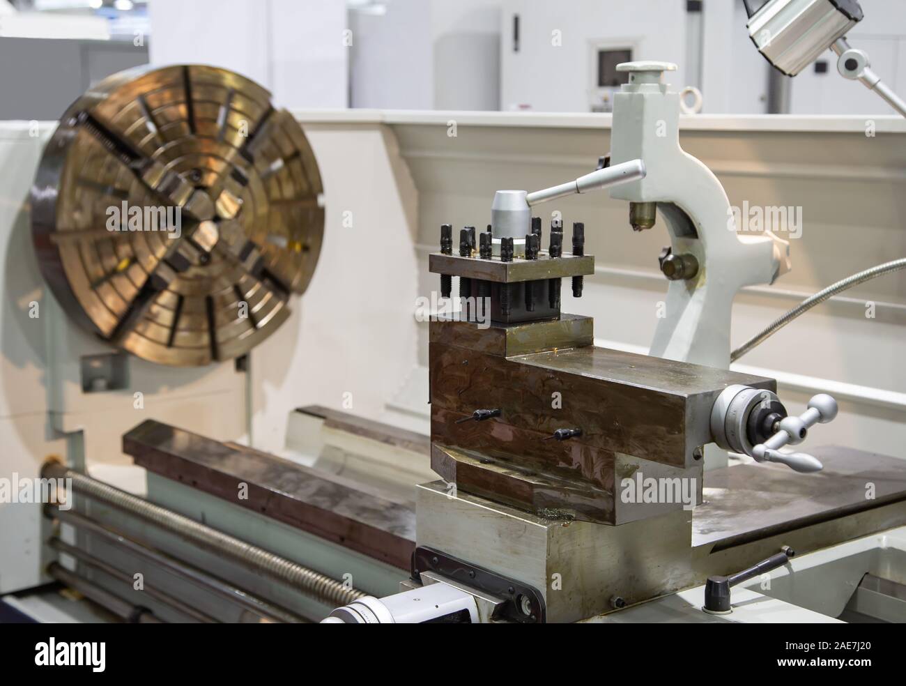 Lathe headstock hi-res stock photography and images - Alamy