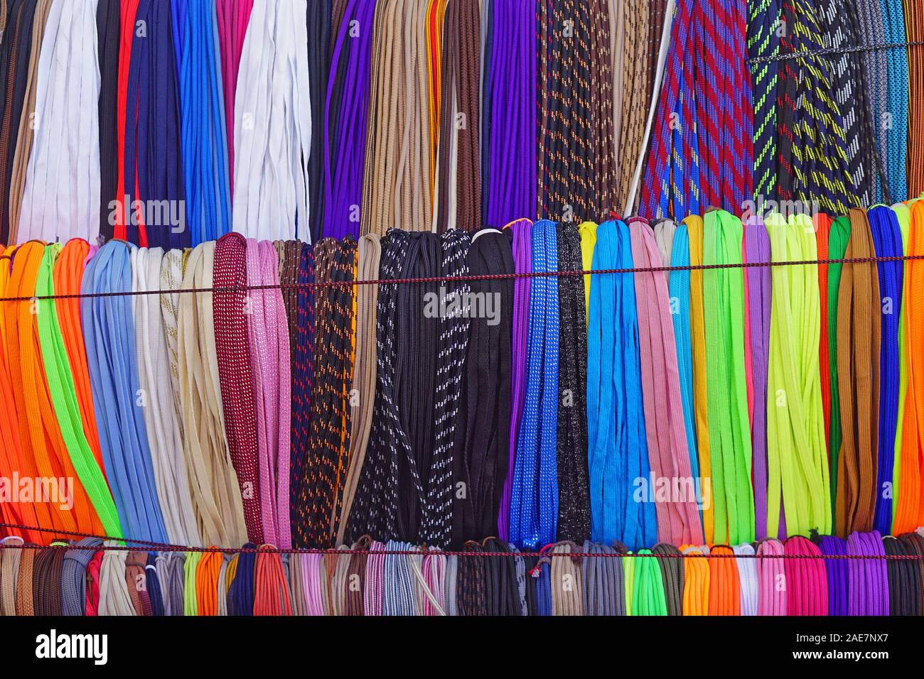 Big strings hi-res stock photography and images - Alamy