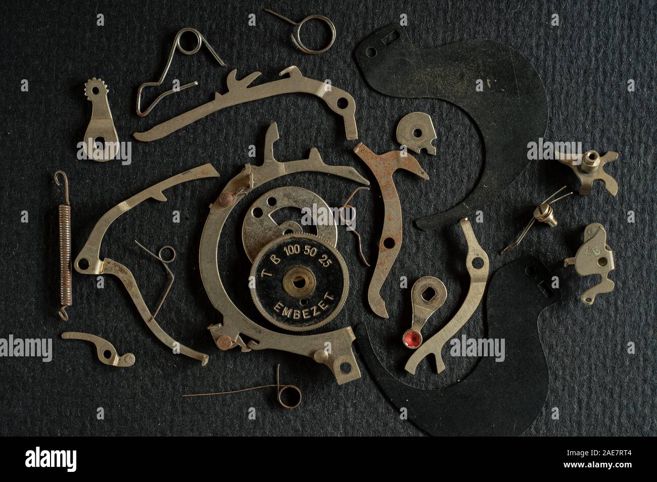 Shutter mechanism hi-res stock photography and images - Alamy