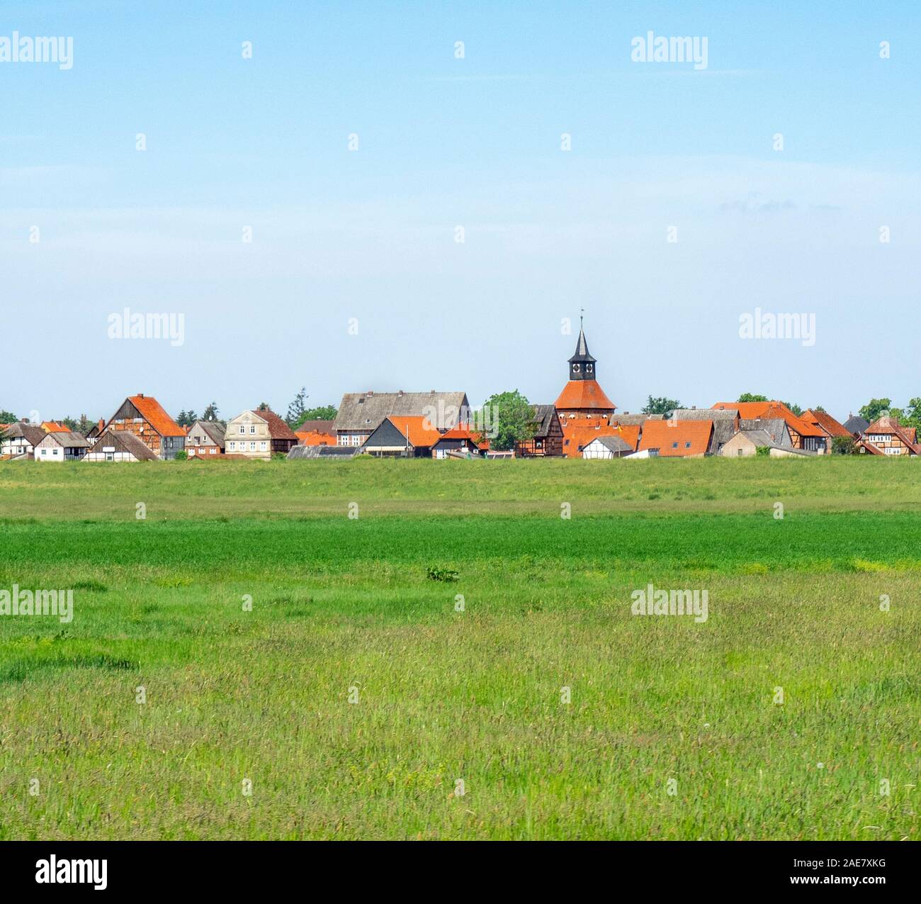 Flat countryside hi-res stock photography and images - Alamy