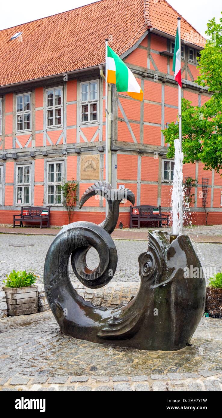 Broze sculpture hi-res stock photography and images - Alamy