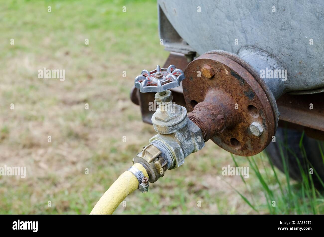 Rotating tank hi-res stock photography and images - Alamy