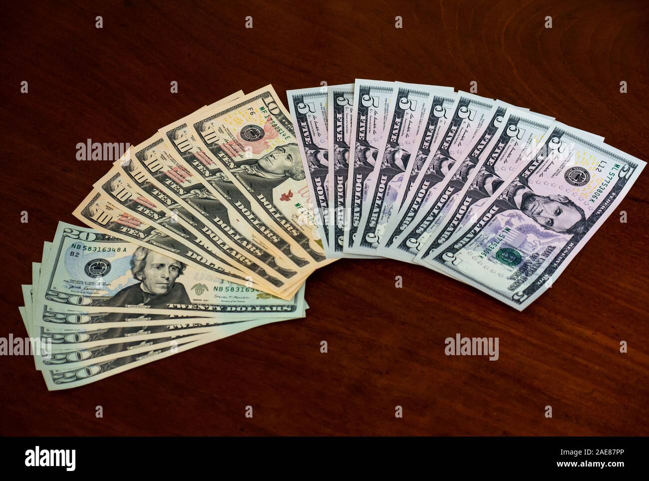 Five dollar bill hi-res stock photography and images - Alamy