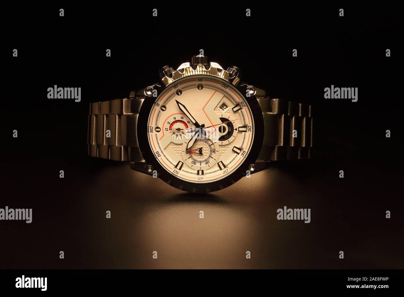 Mens wrist hi-res stock photography and images - Alamy