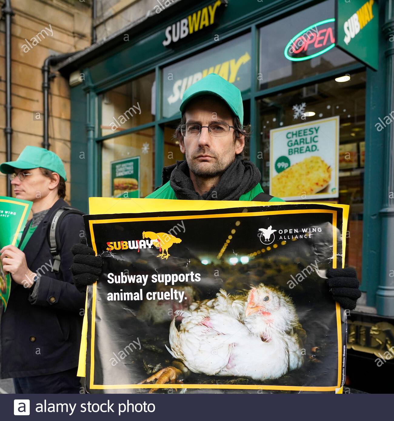 Chicken cages hi-res stock photography and images - Alamy