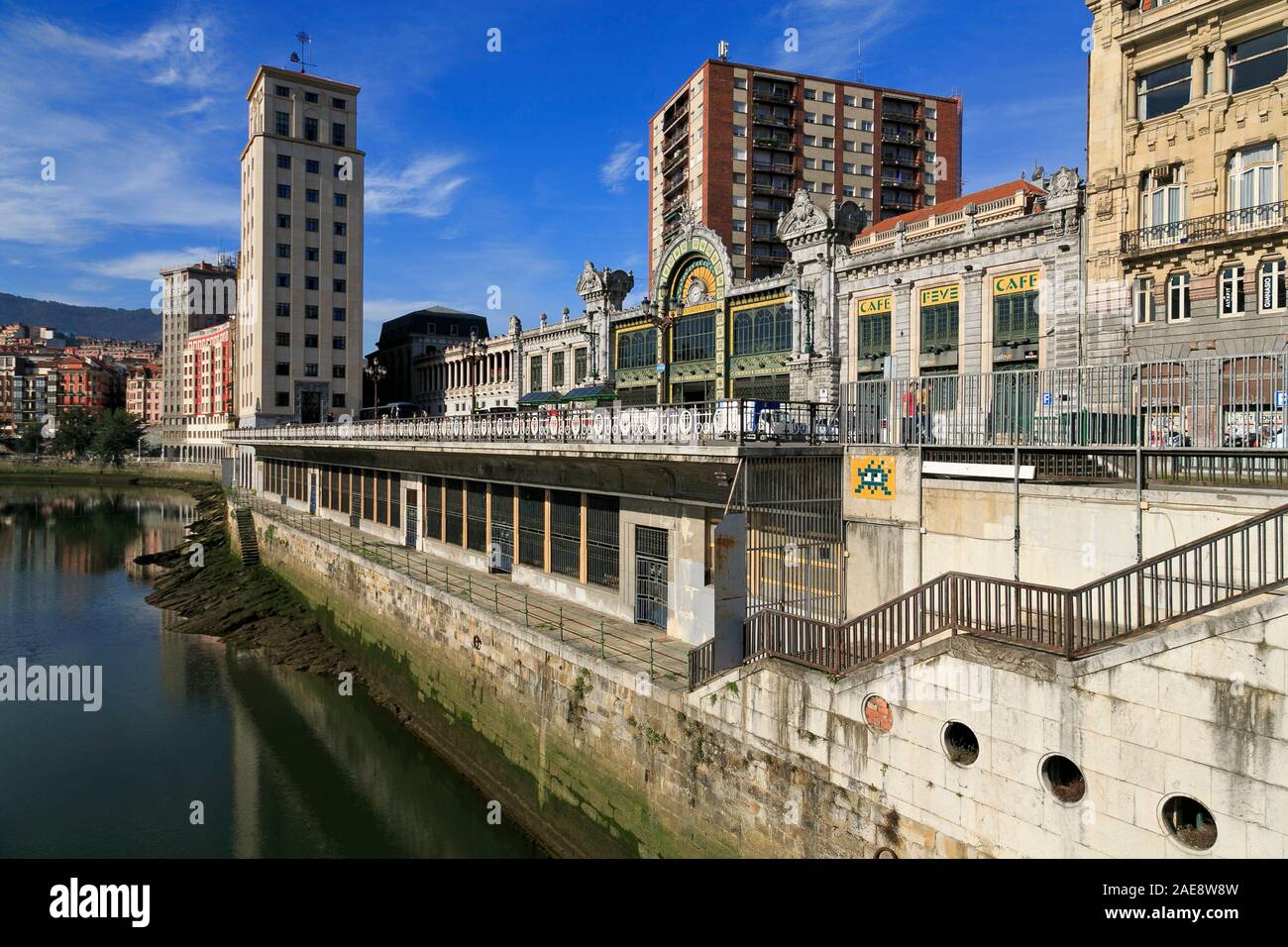 Bilbao train station hi-res stock photography and images - Alamy