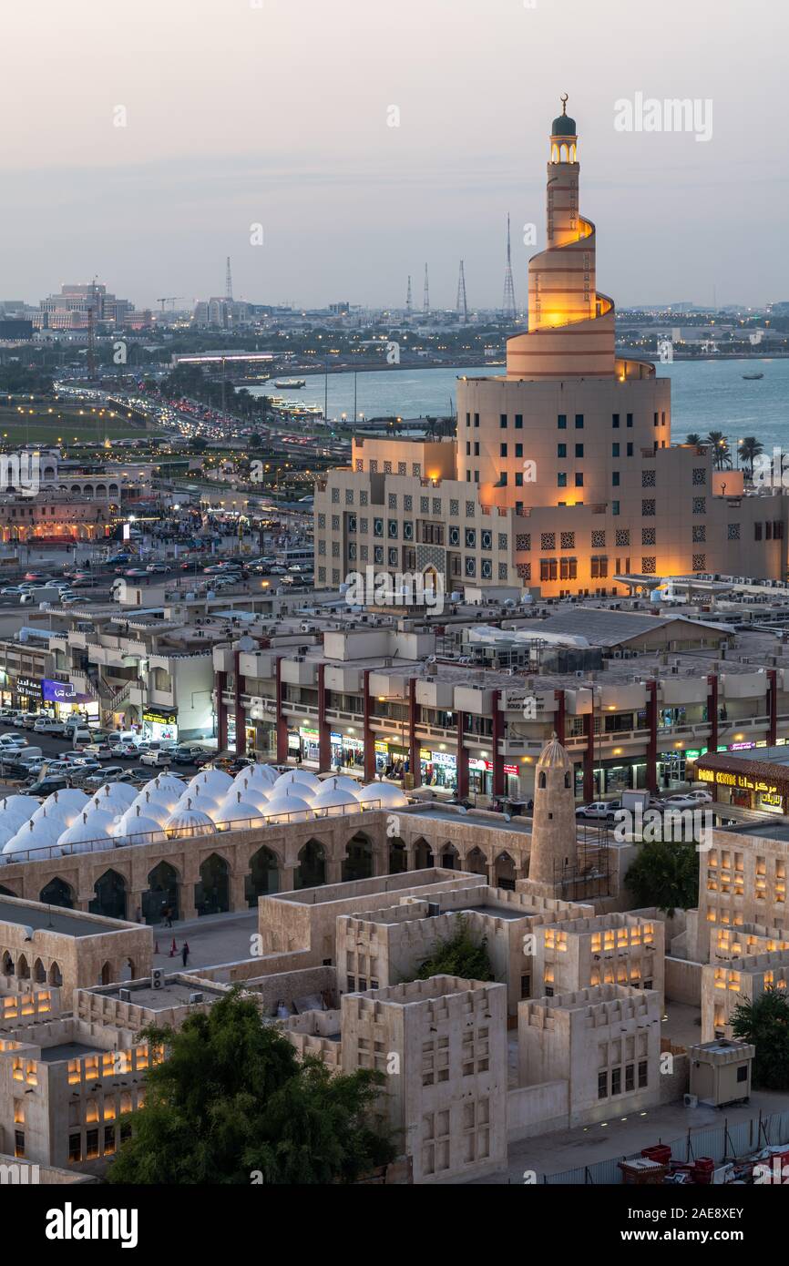Fanar Mosque with DOha Skyline Stock Photo - Alamy