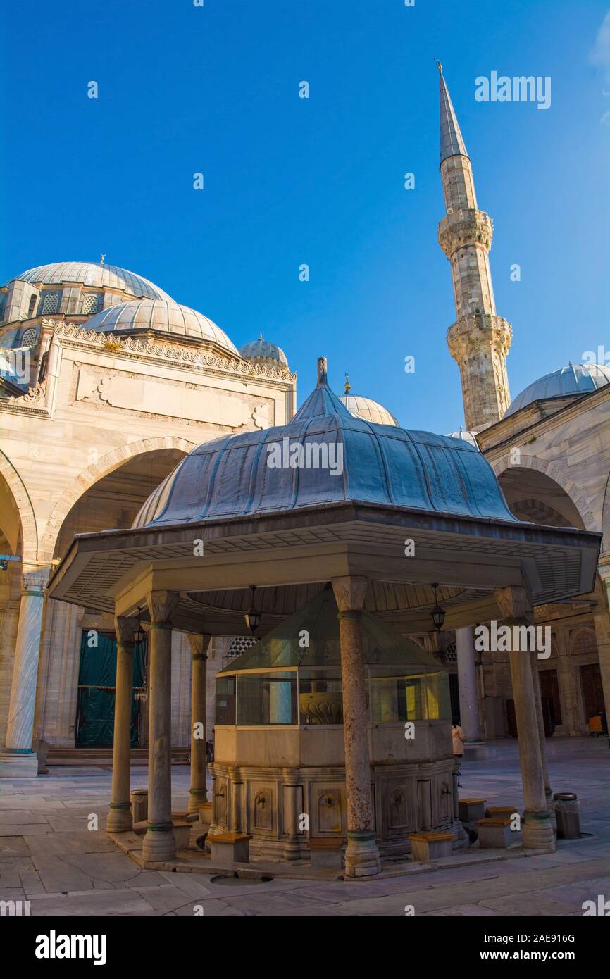 Muslim ablutions mosque hi-res stock photography and images - Alamy