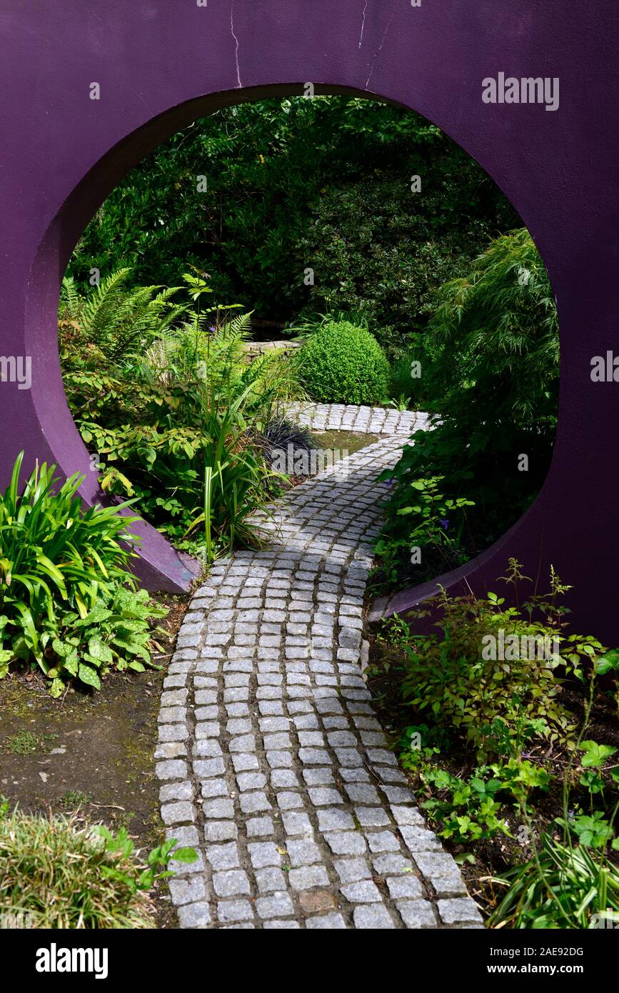 Garden gate arch hi-res stock photography and images - Alamy