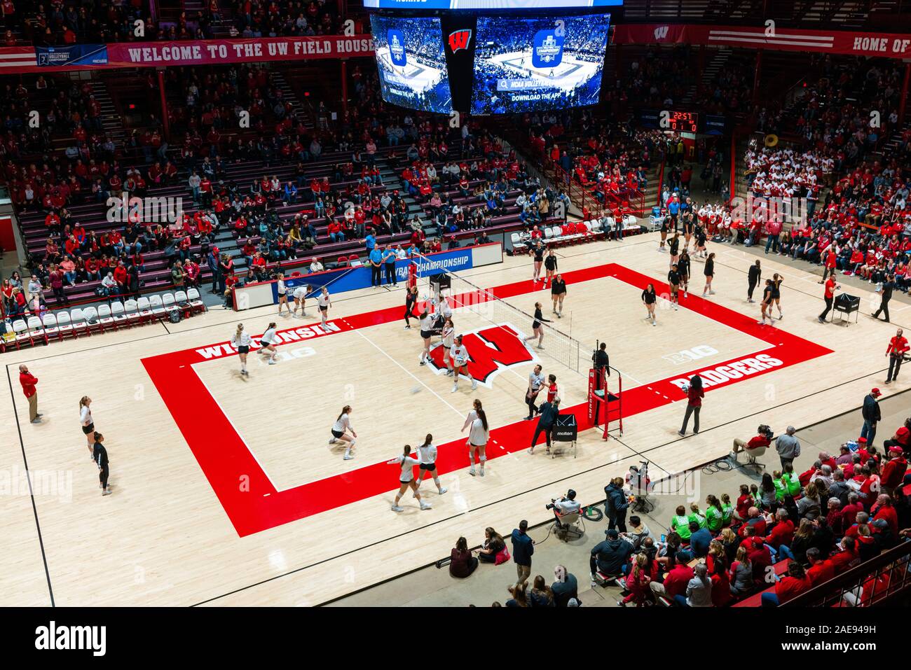 Izzy ashburn hi-res stock photography and images - Alamy