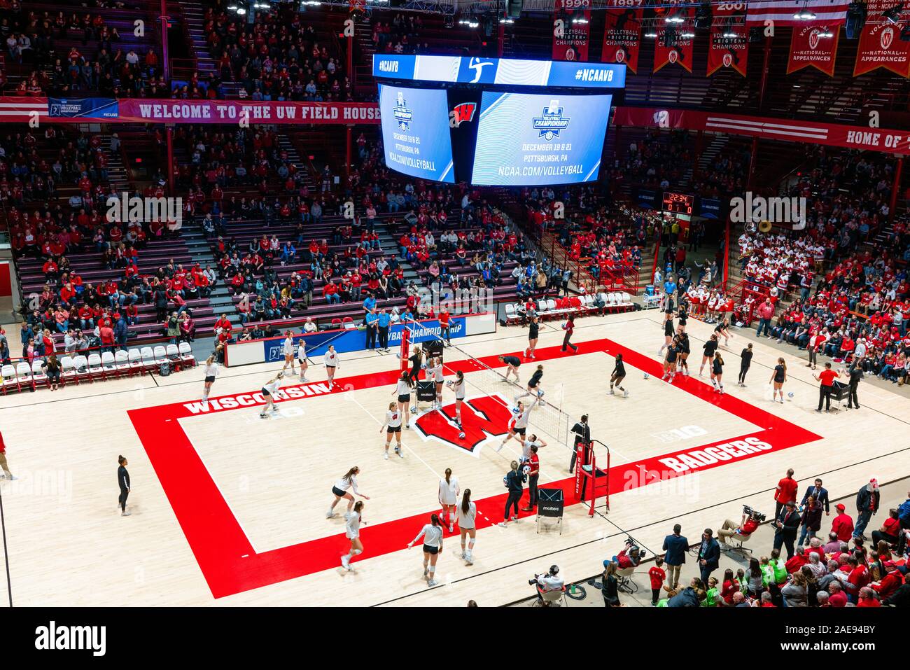 Izzy ashburn hi-res stock photography and images - Alamy