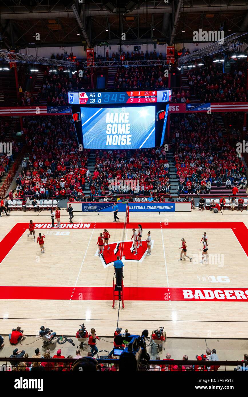 Izzy ashburn hi-res stock photography and images - Alamy