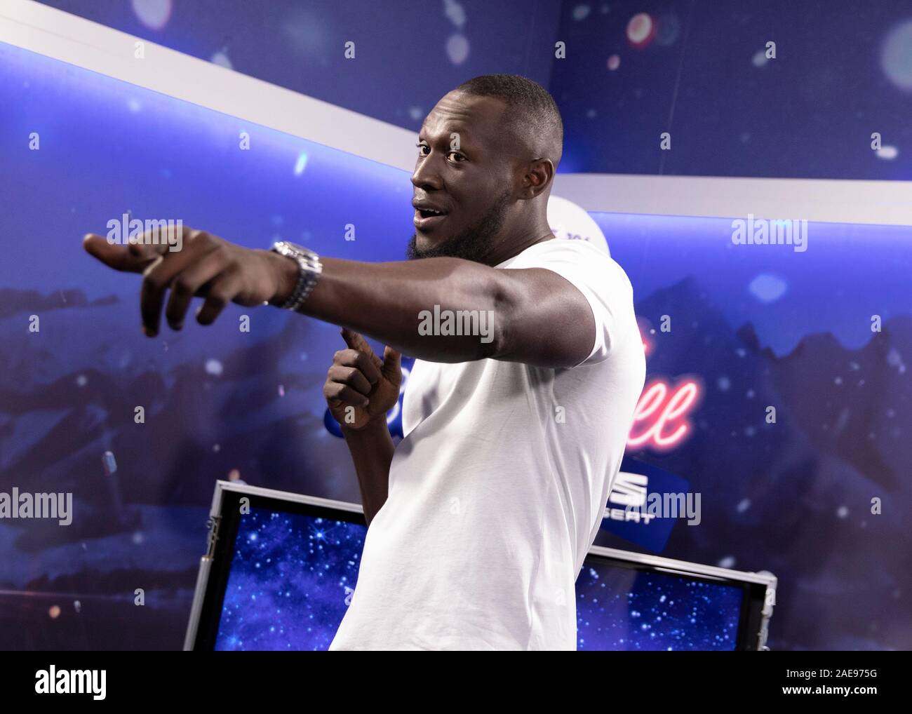 Stormzy backstage hi-res stock photography and images - Alamy