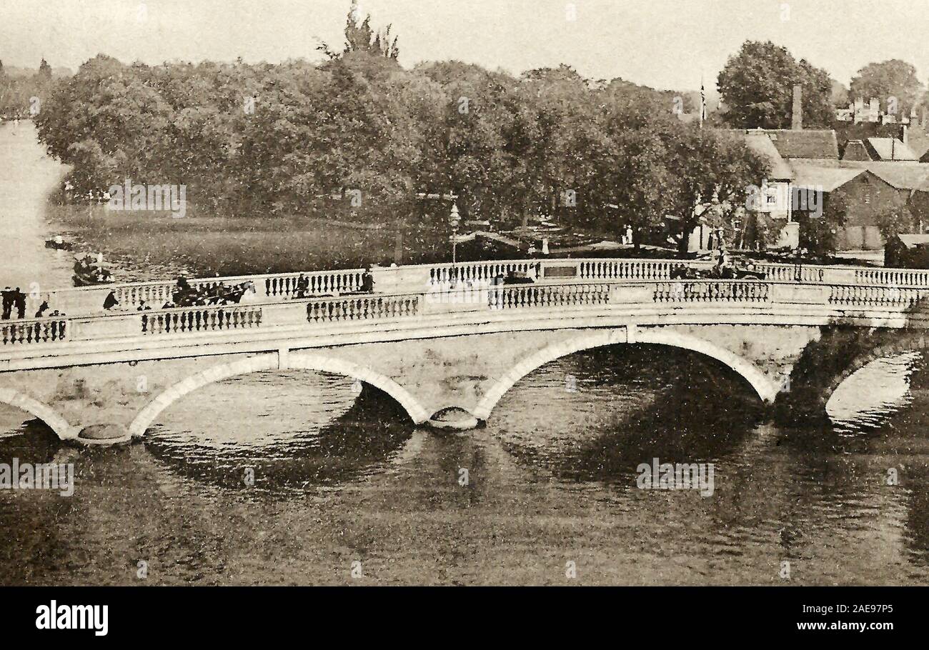 the old bridge Bedford Stock Photo - Alamy