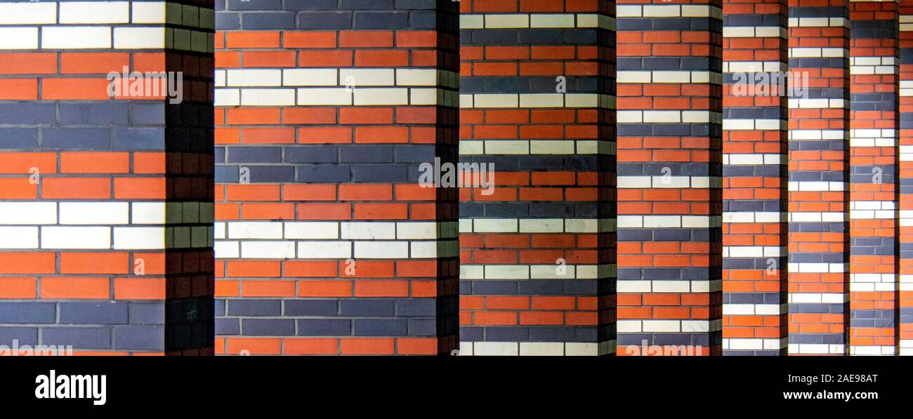 Geometric brickwork hi-res stock photography and images - Alamy