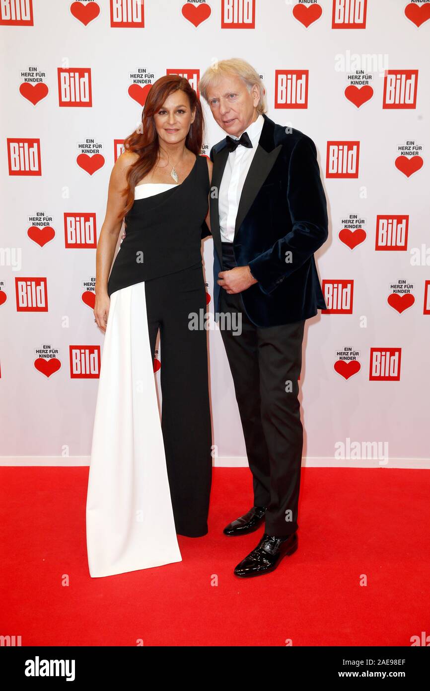 Berlin, Germany. 07th Dec, 2019. Andrea Berg and Ulrich Ferber come to ...