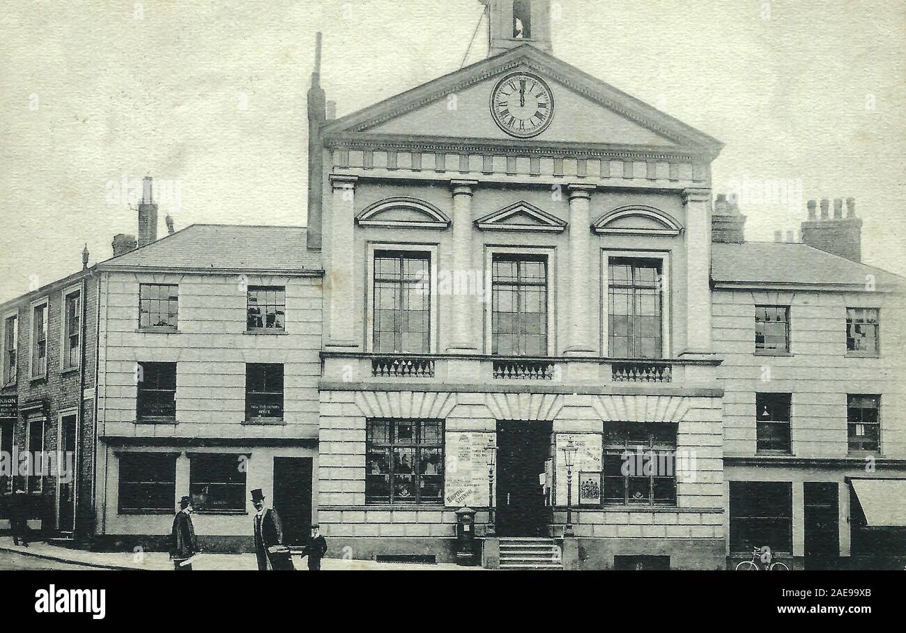 Luton city centre hi-res stock photography and images - Alamy