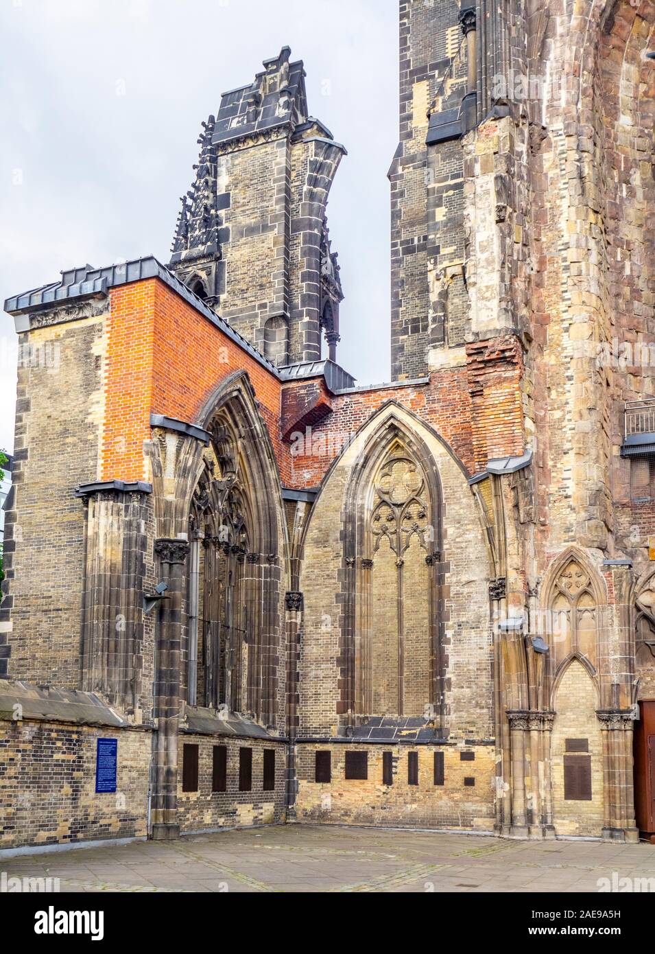 Ruins of St Nicholas Church preserved as World War 2 Monument Hamburg ...