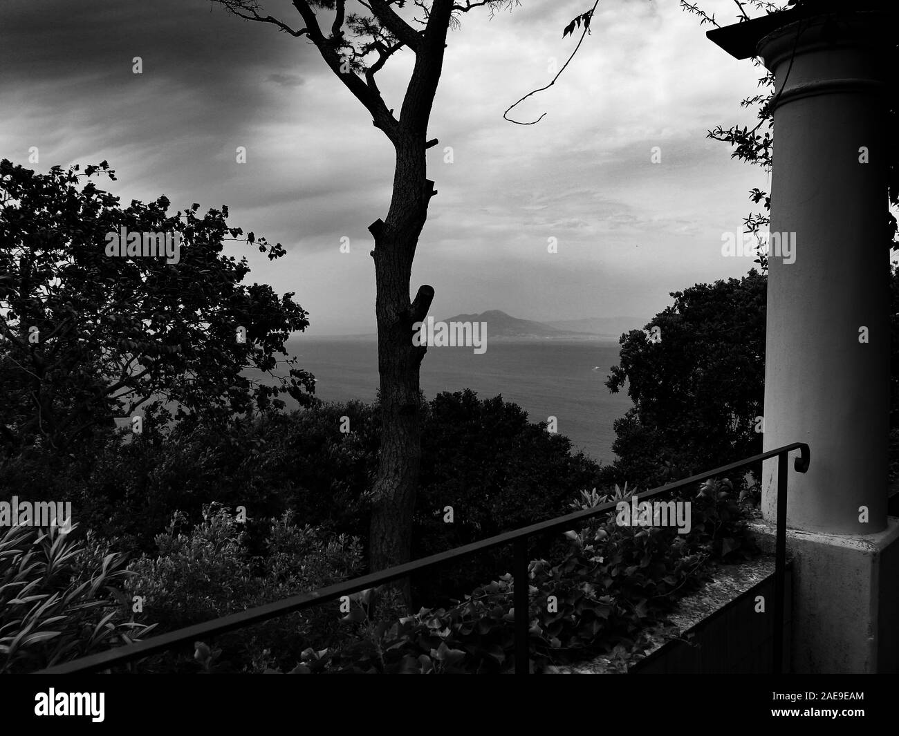 Famous volcano Black and White Stock Photos & Images - Alamy