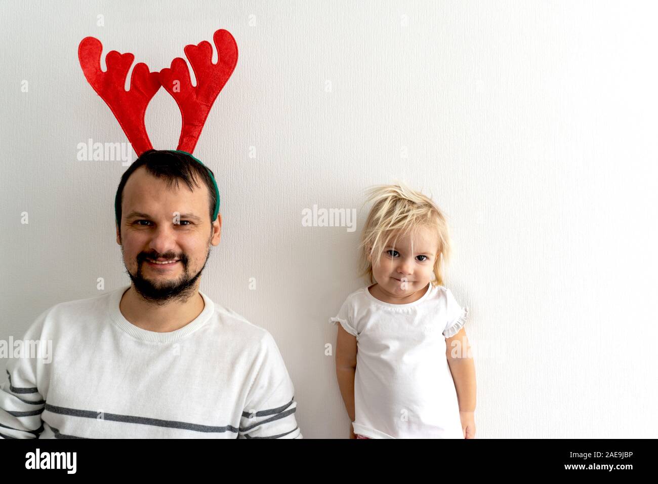 Father christmas mask hi-res stock photography and images - Alamy