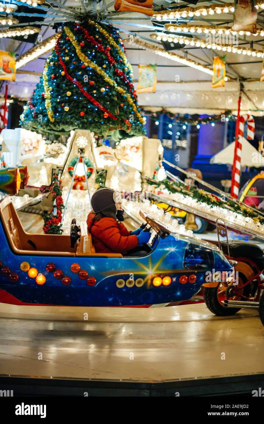 Driving christmas lights park hi-res stock photography and images - Alamy