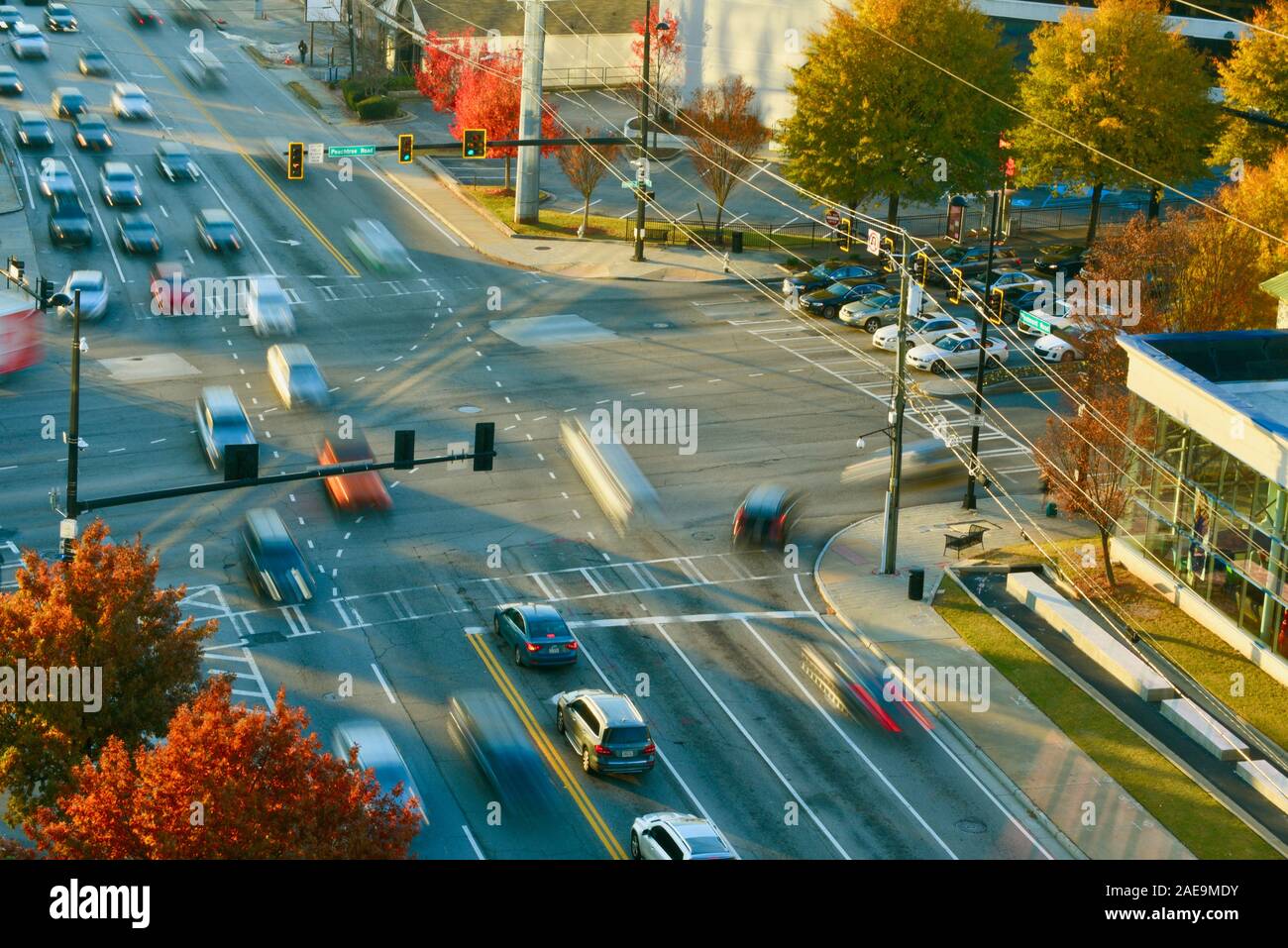 Early morning commuting vehicle traffic (motion blur), busy ...
