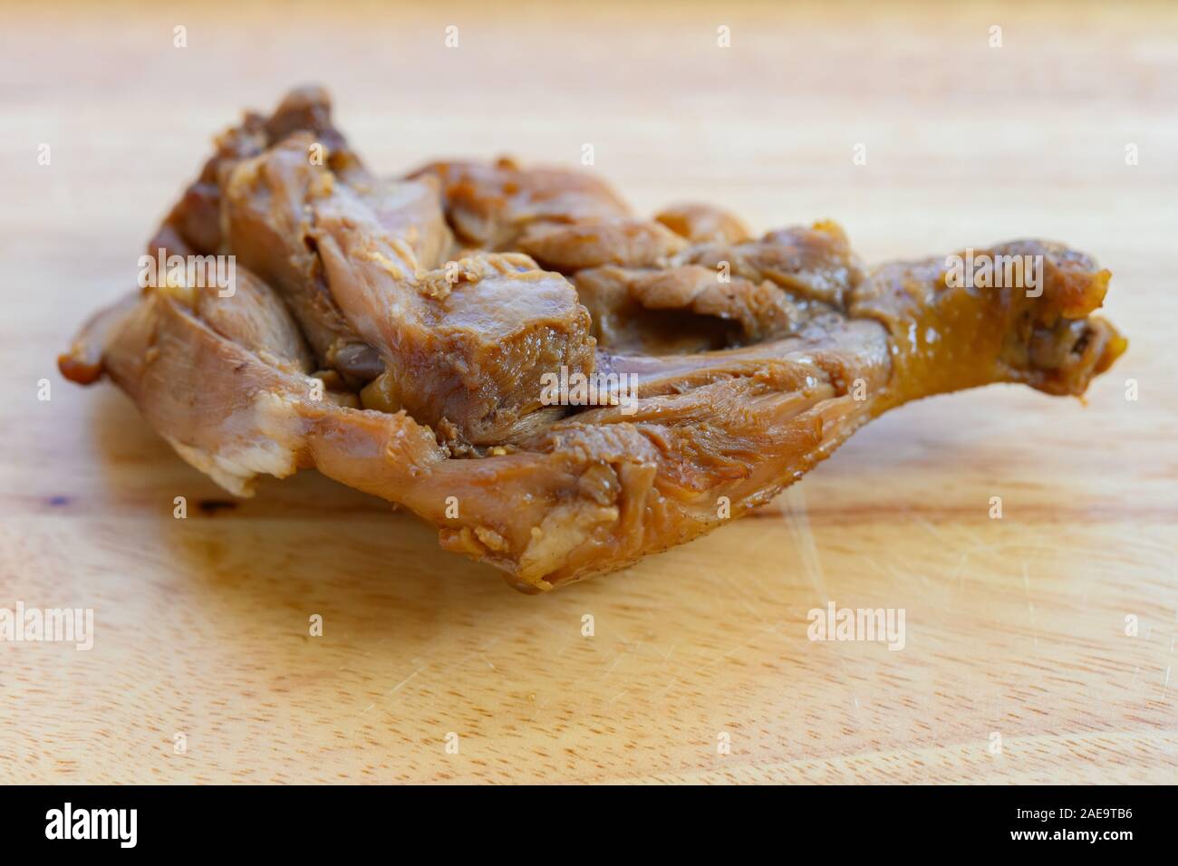Side view of chicken hi-res stock photography and images - Alamy