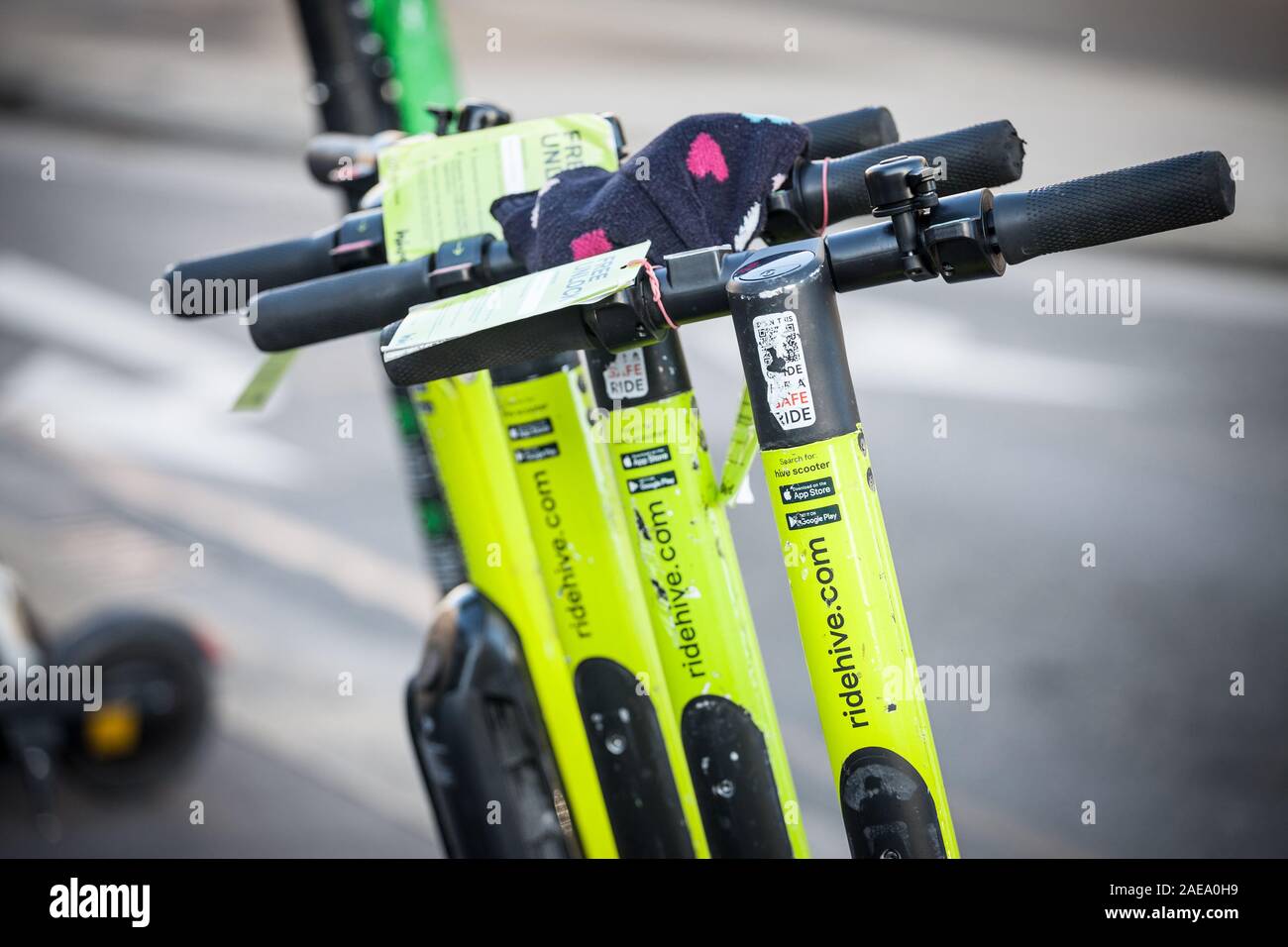 Ride hive hi-res stock photography and images - Alamy