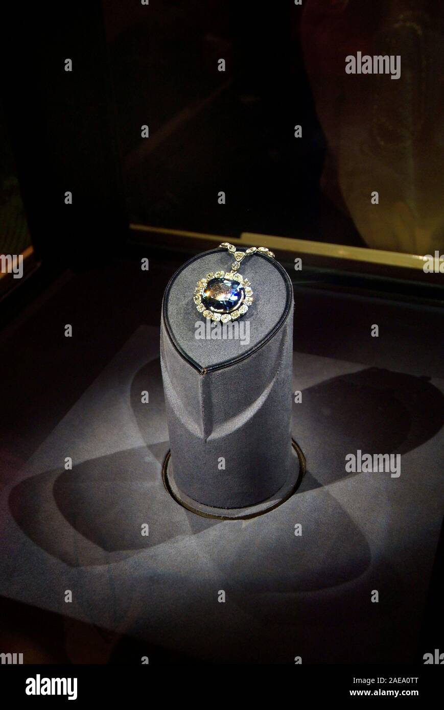 Museum of Natural History The Hope Diamond Stock Photo - Alamy
