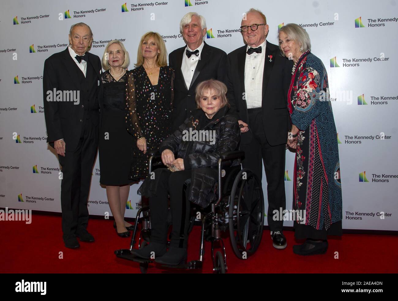 Washington, USA. 07th Dec, 2019. Linda Ronstadt arrives with, left to ...