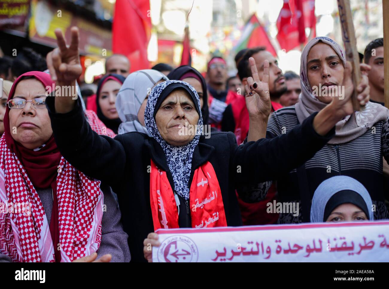 Pflp women hi-res stock photography and images - Alamy