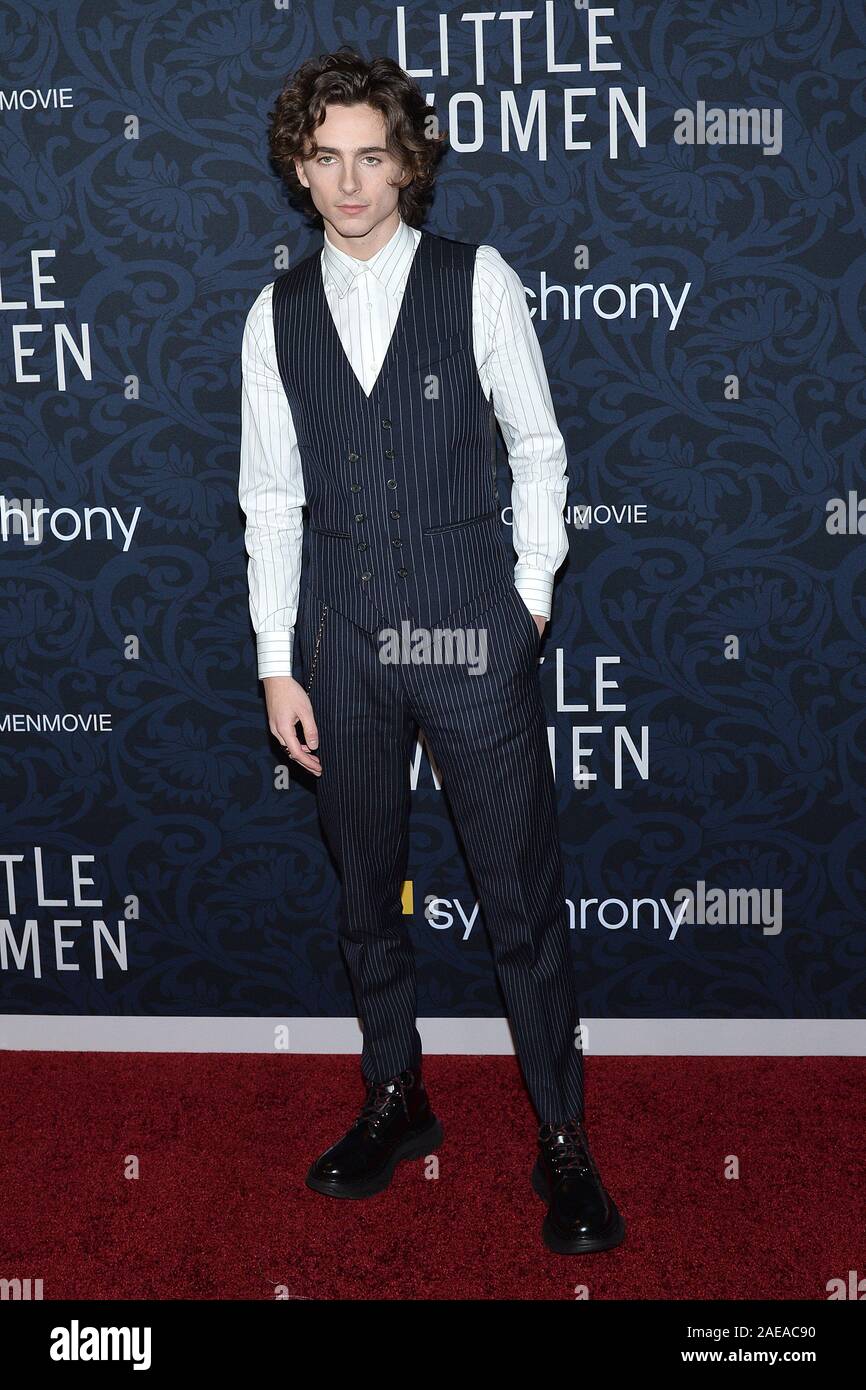 Timothee chalamet smile hi-res stock photography and images - Alamy