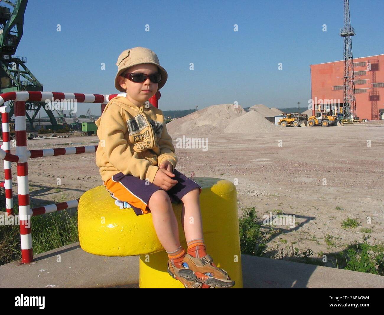 Child bollard hi-res stock photography and images - Alamy