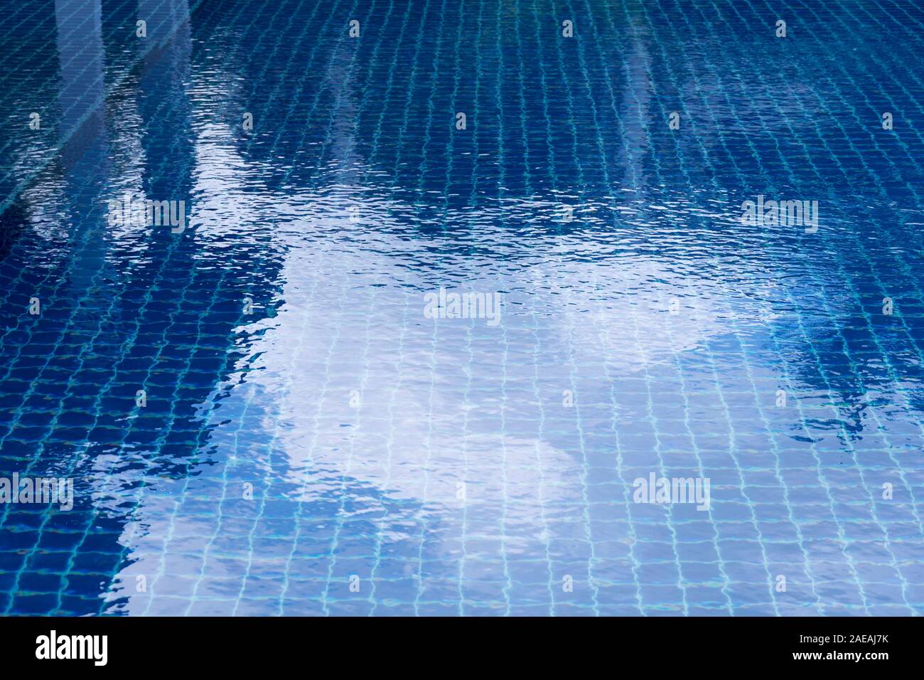 Blue reflection water hi-res stock photography and images - Alamy