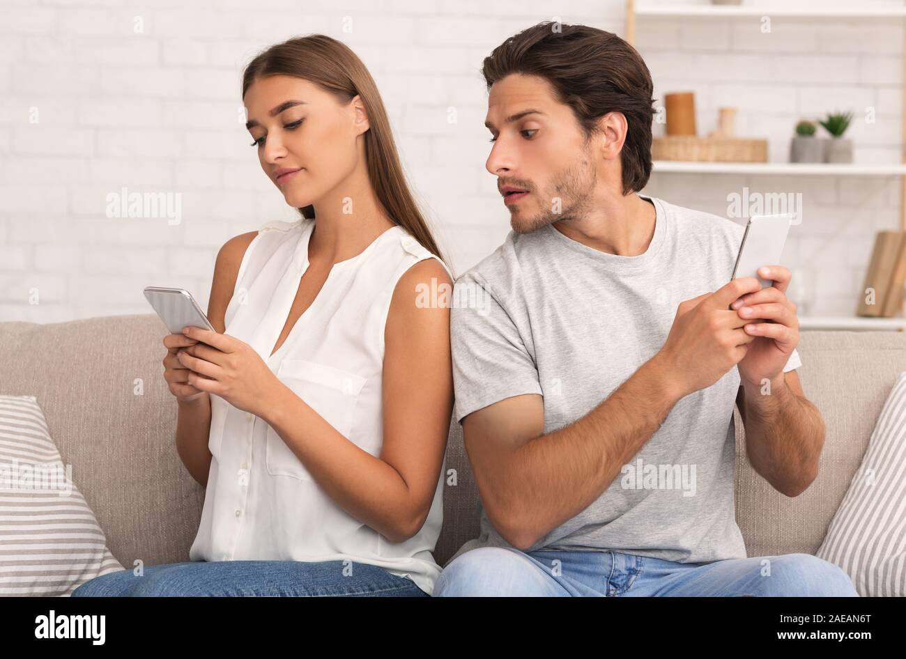 Possessive man woman hi-res stock photography and images - Alamy