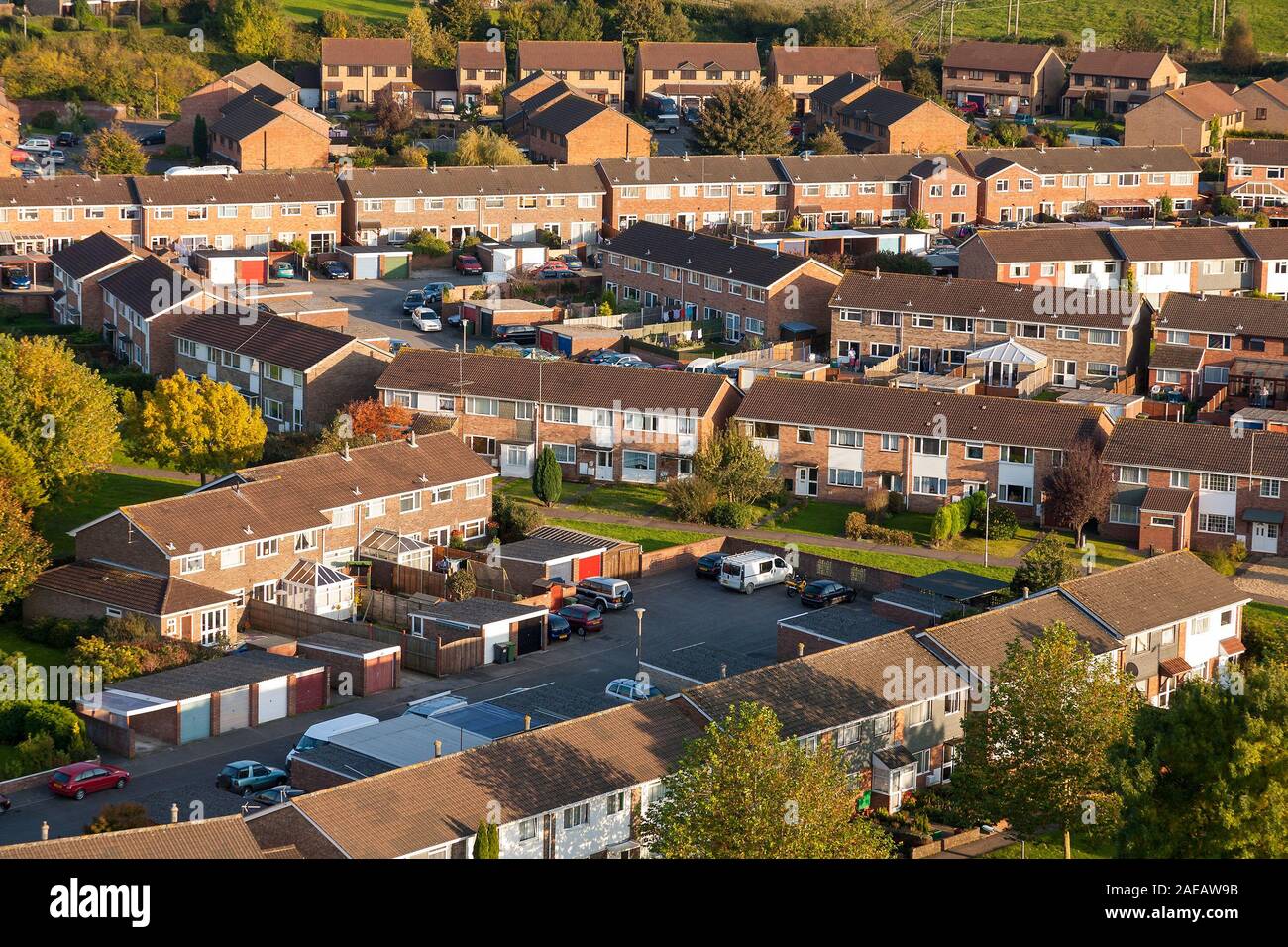 Housing estate uk 1970s hi-res stock photography and images - Alamy