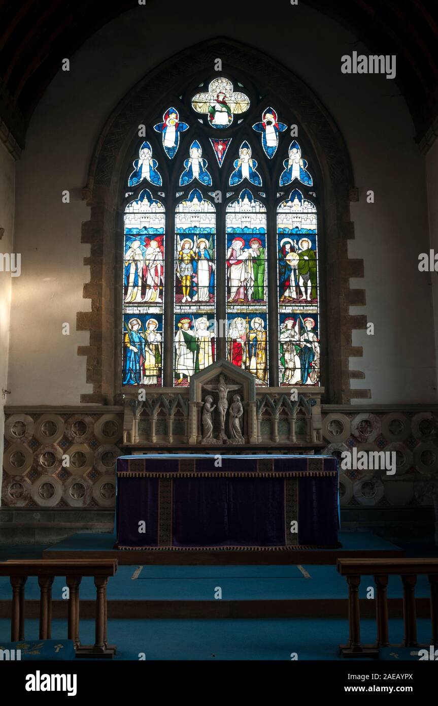 The altar and East Window, St. Mary`s Church, Bloxham, Oxfordshire ...